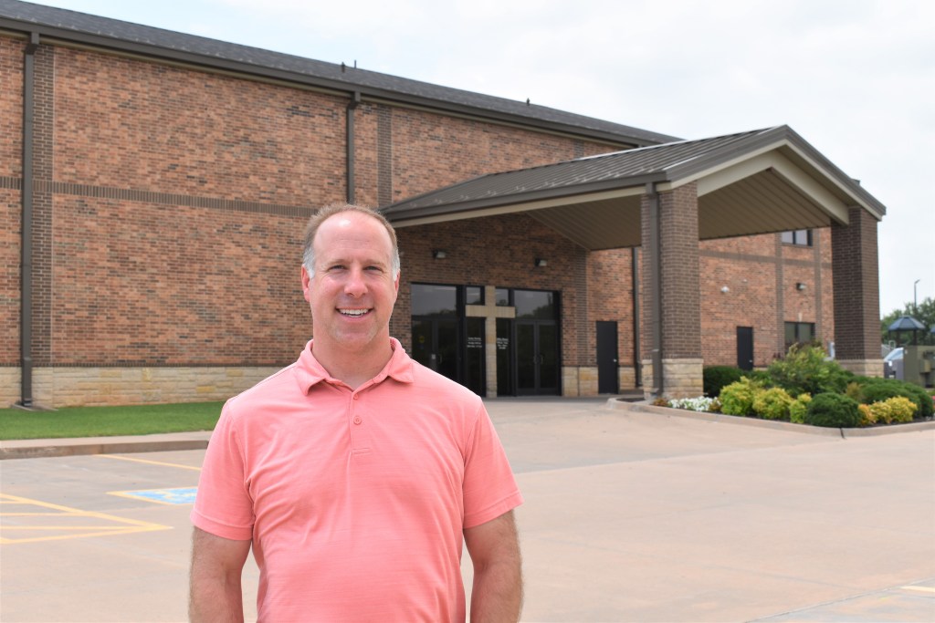 Yukon Church welcomes new lead pastor - Yukon Progress
